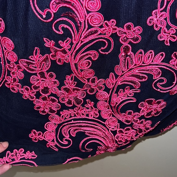 JS Collections | Dresses | Nwt Js Collection Barbie Pink Navy Floral ...